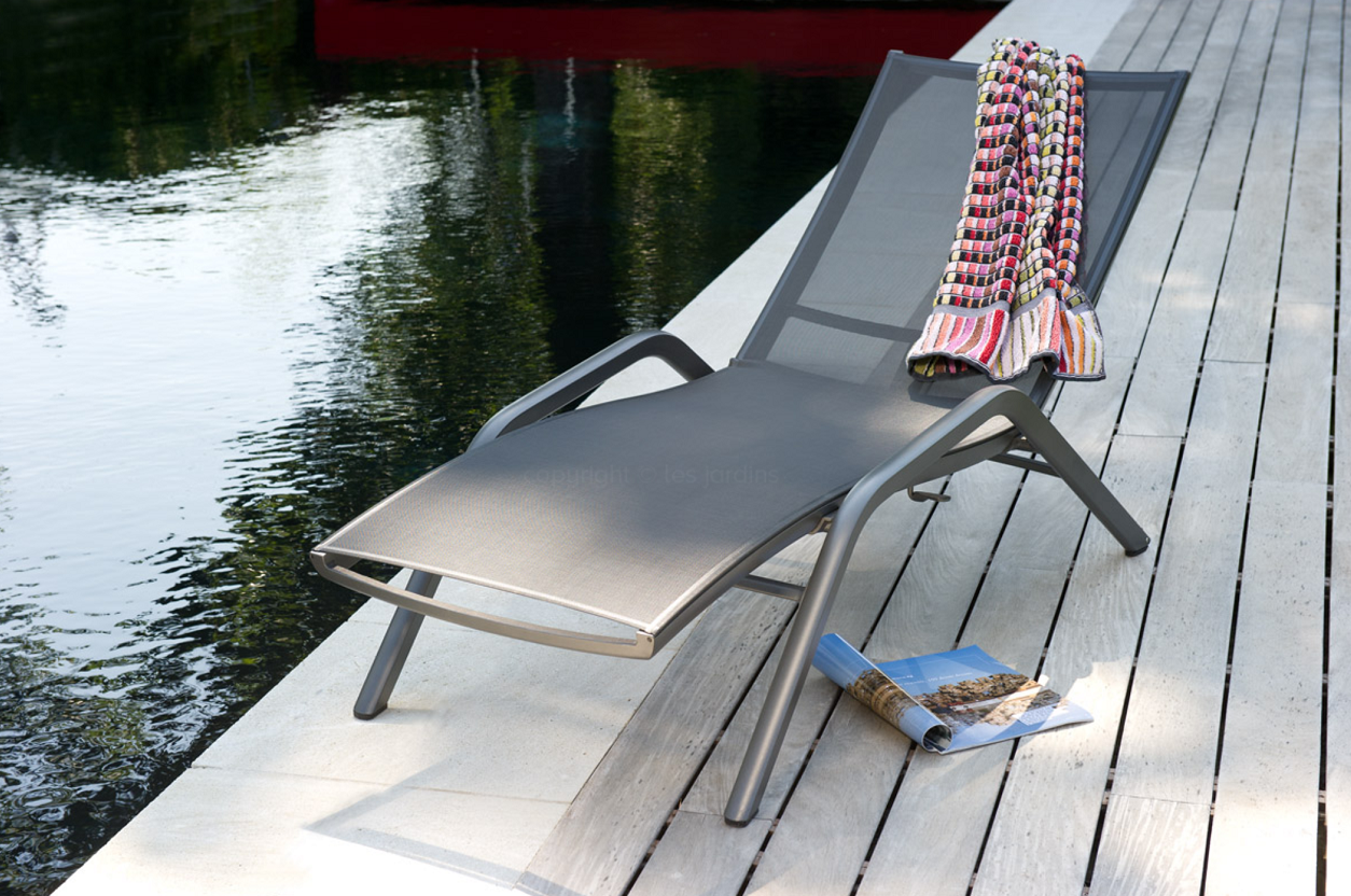 MANTAS BATYLINE SUN LOUNGE RANGE